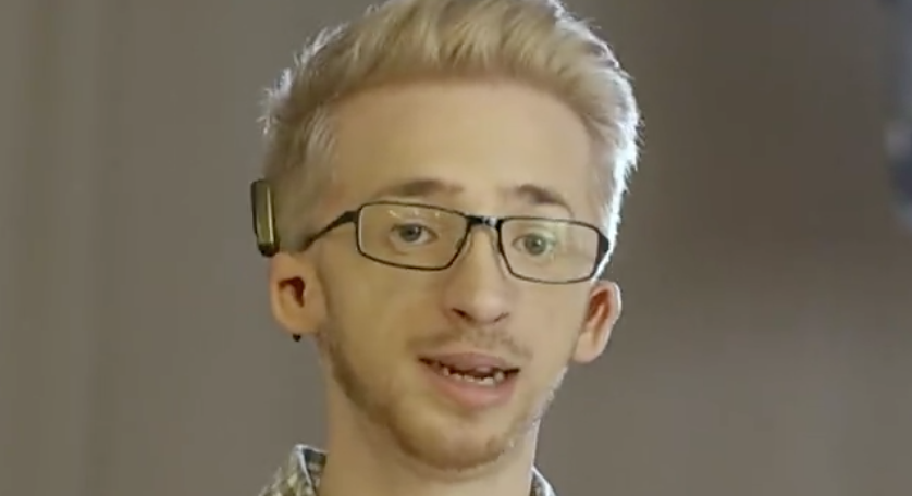 Le petit Jérémy est pas tanné de se faire utiliser? - La Clique du Plateau