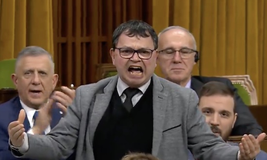 Un jour son coeur va lâcher en plein parlement! - La Clique du Plateau