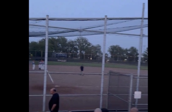 Jeremy Filosa sur les lumières des terrains à Montréal! - La Clique du ...