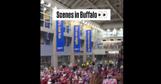 Lorsque Montréal troll Buffalo! - La Clique du Plateau